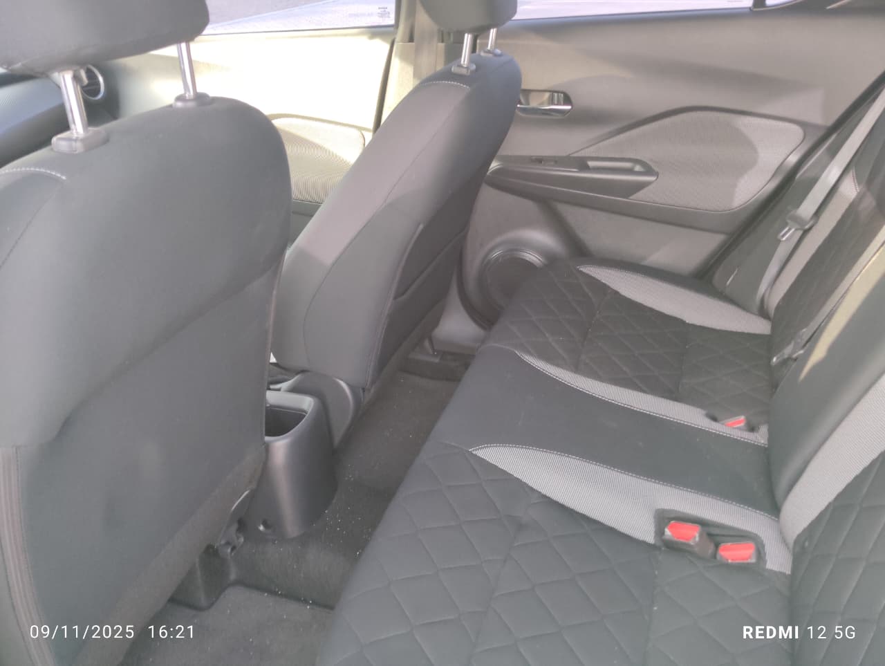 2020 NISSAN KICKS - Sooq Cars