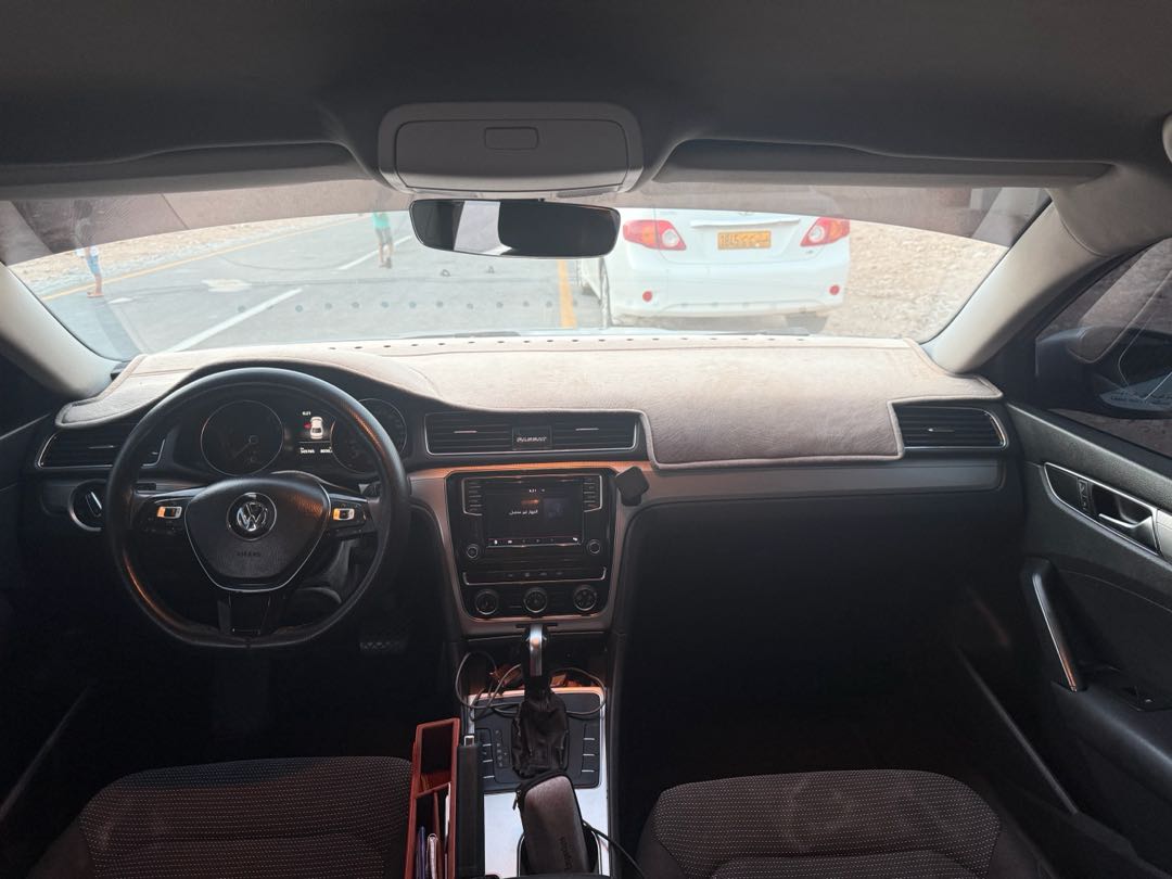 2018 VOLKSWAGEN PASSAT - Sooq Cars