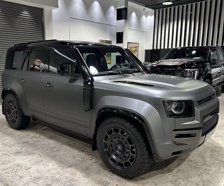 2025 LAND ROVER DEFENDER 110 OCTA - Sooq Cars