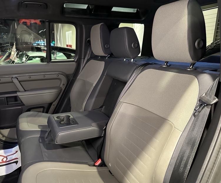 2025 LAND ROVER DEFENDER 110 OCTA - Sooq Cars