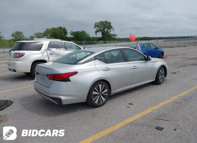 NISSAN ALTIMA SV 2019 - Sooq Cars