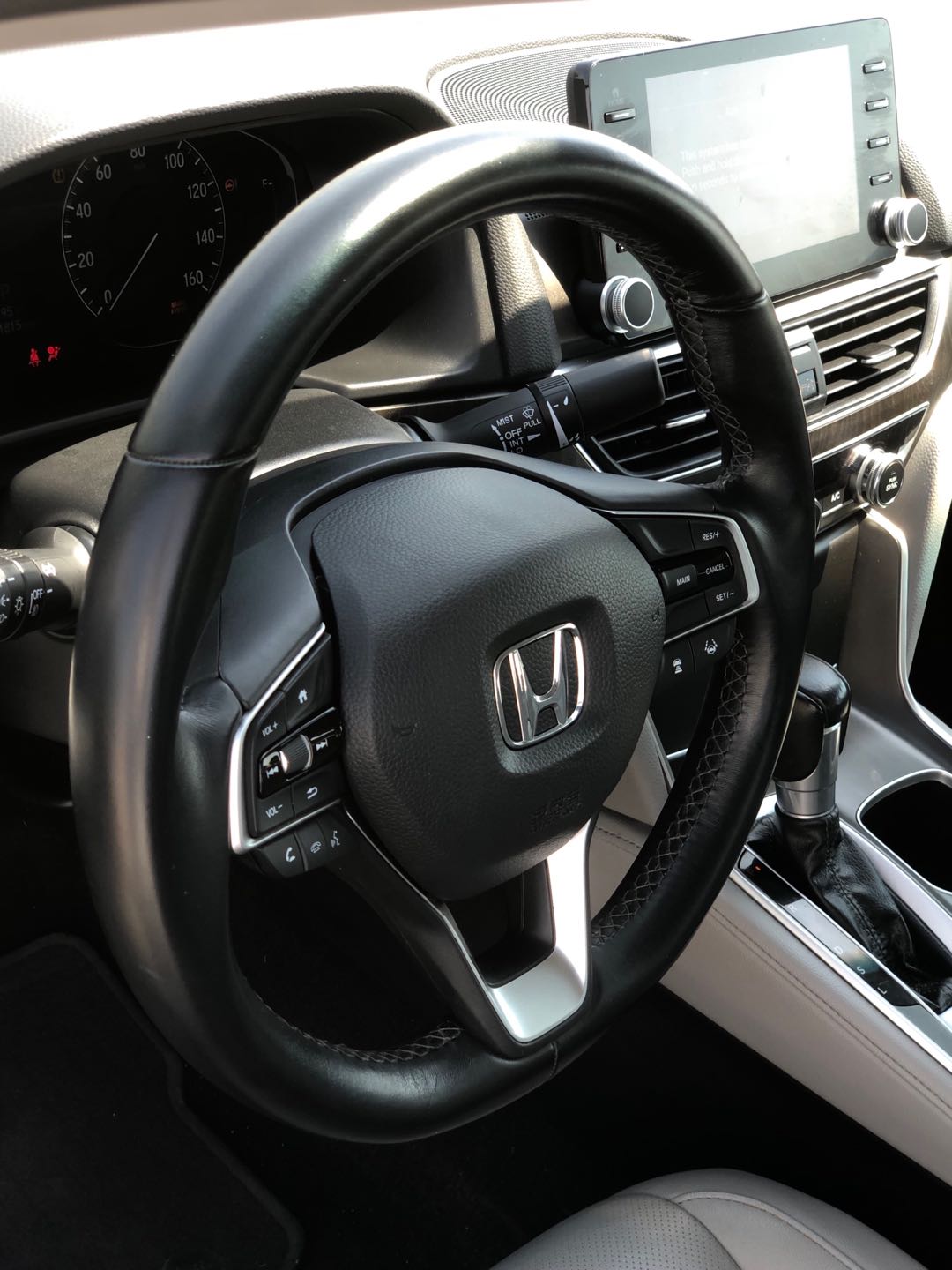 2020 HONDA ACCORD EXL - Sooq Cars