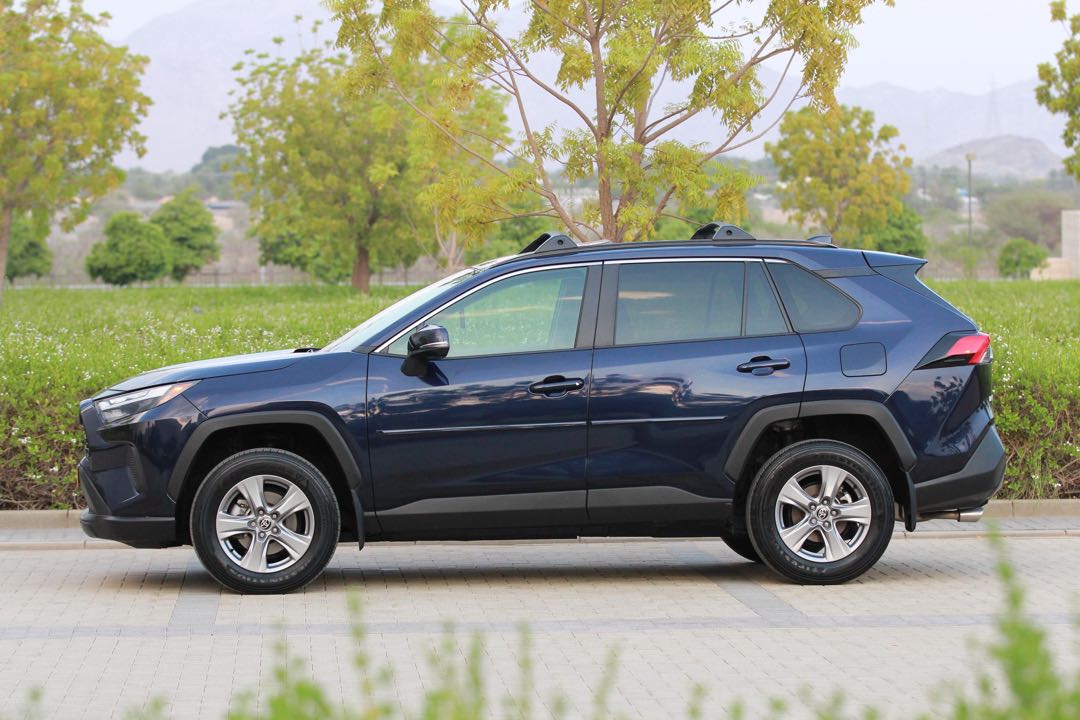 2024 TOYOTA RAV4 XLE - Sooq Cars