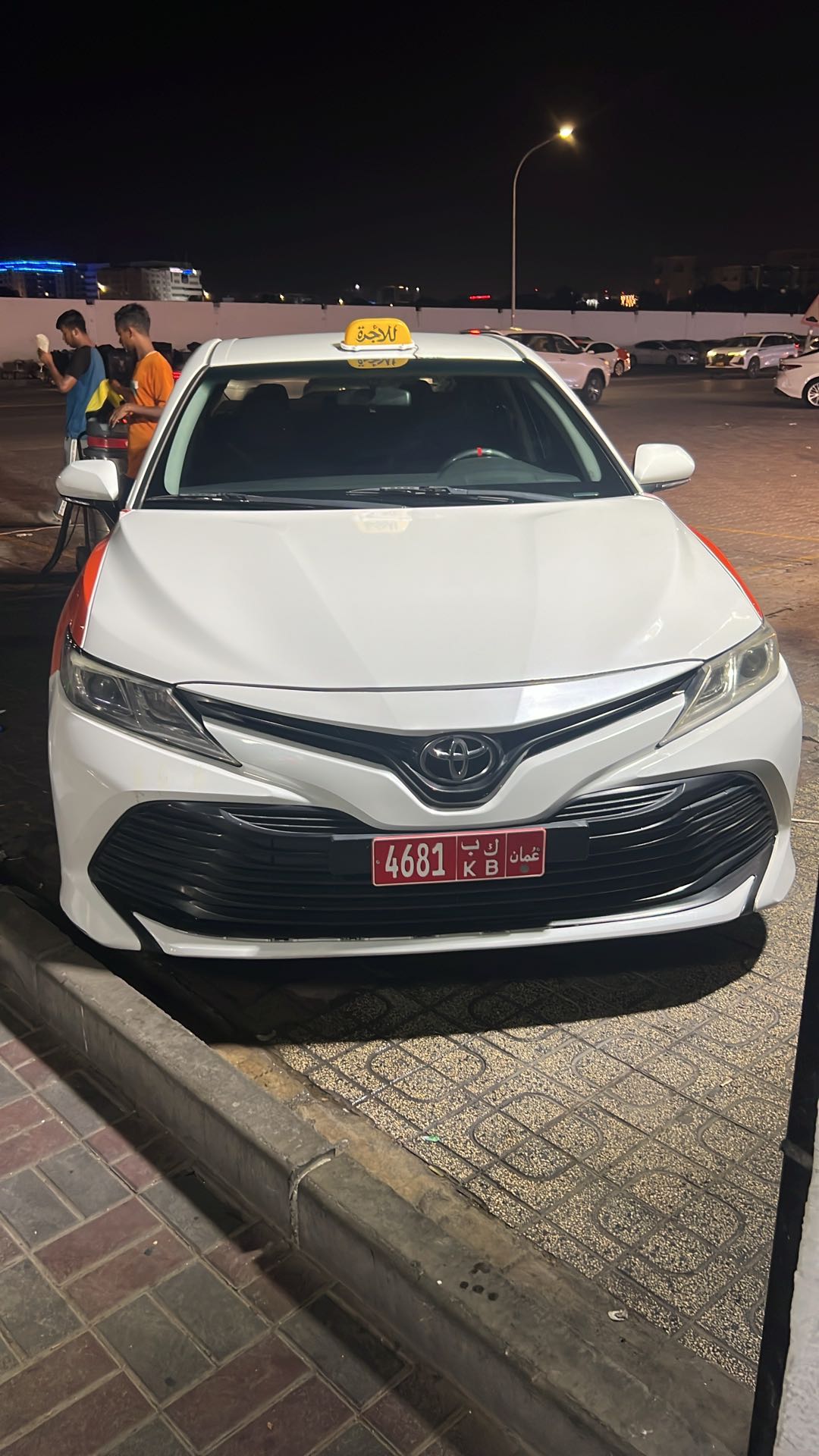 2018 TOYOTA CAMRY LE - Sooq Cars