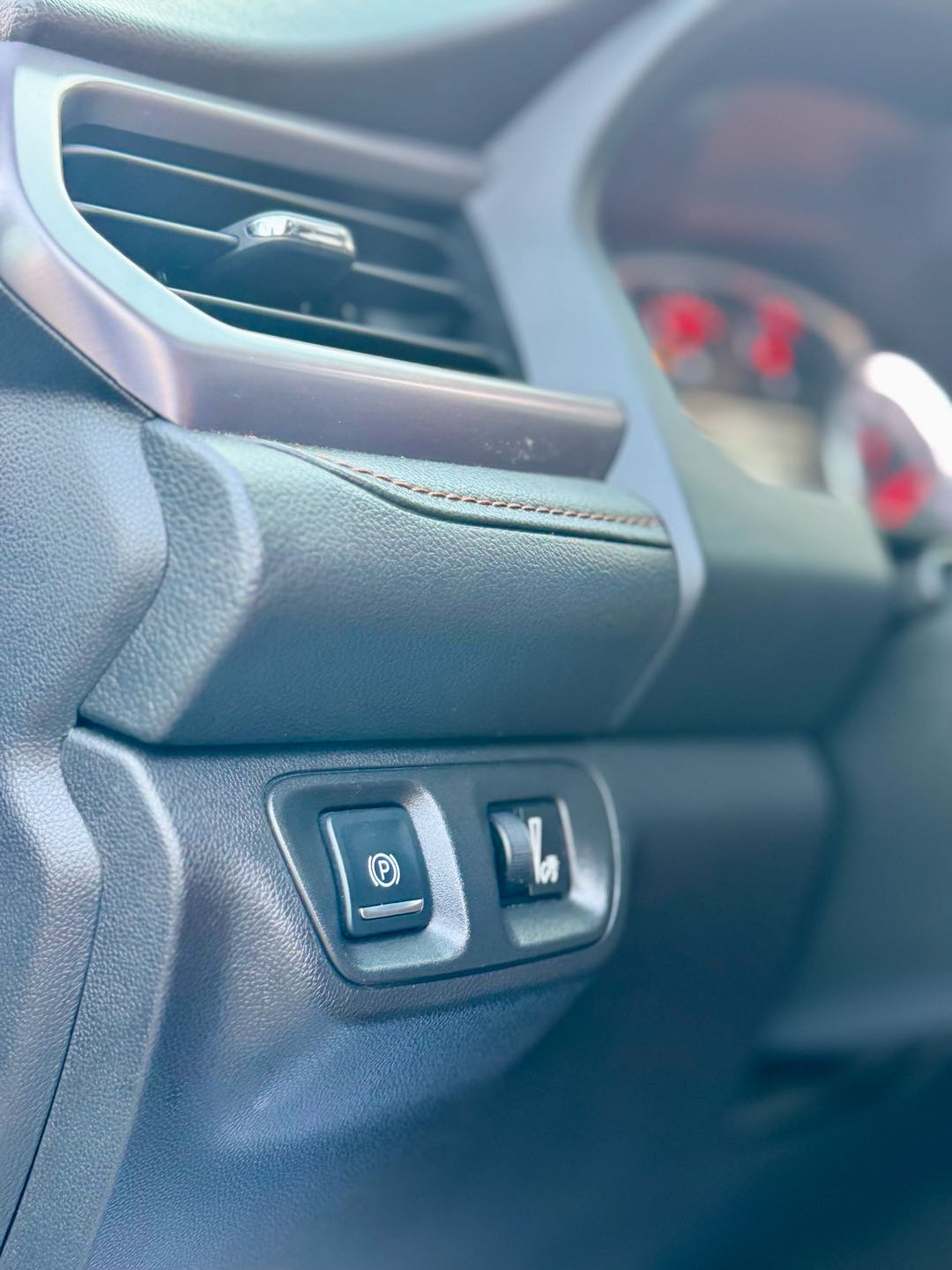 2017 GMC ACADIA - Sooq Cars