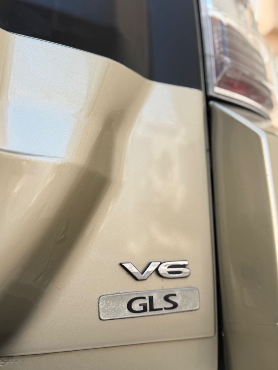 2016 MITSUBISHI PAJERO - Sooq Cars