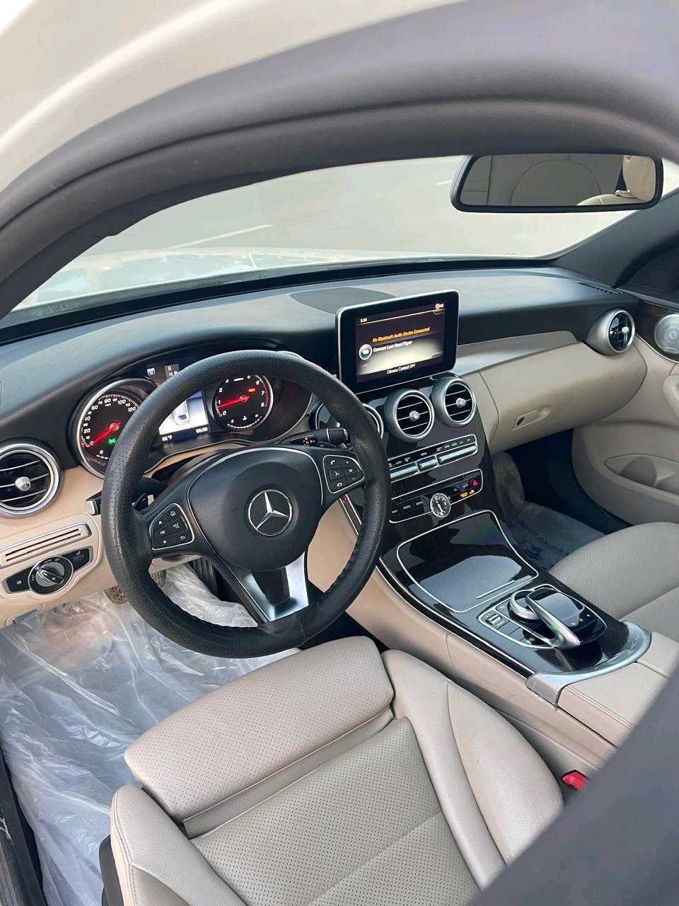 2018 MERCEDES C Class 300 - Sooq Cars