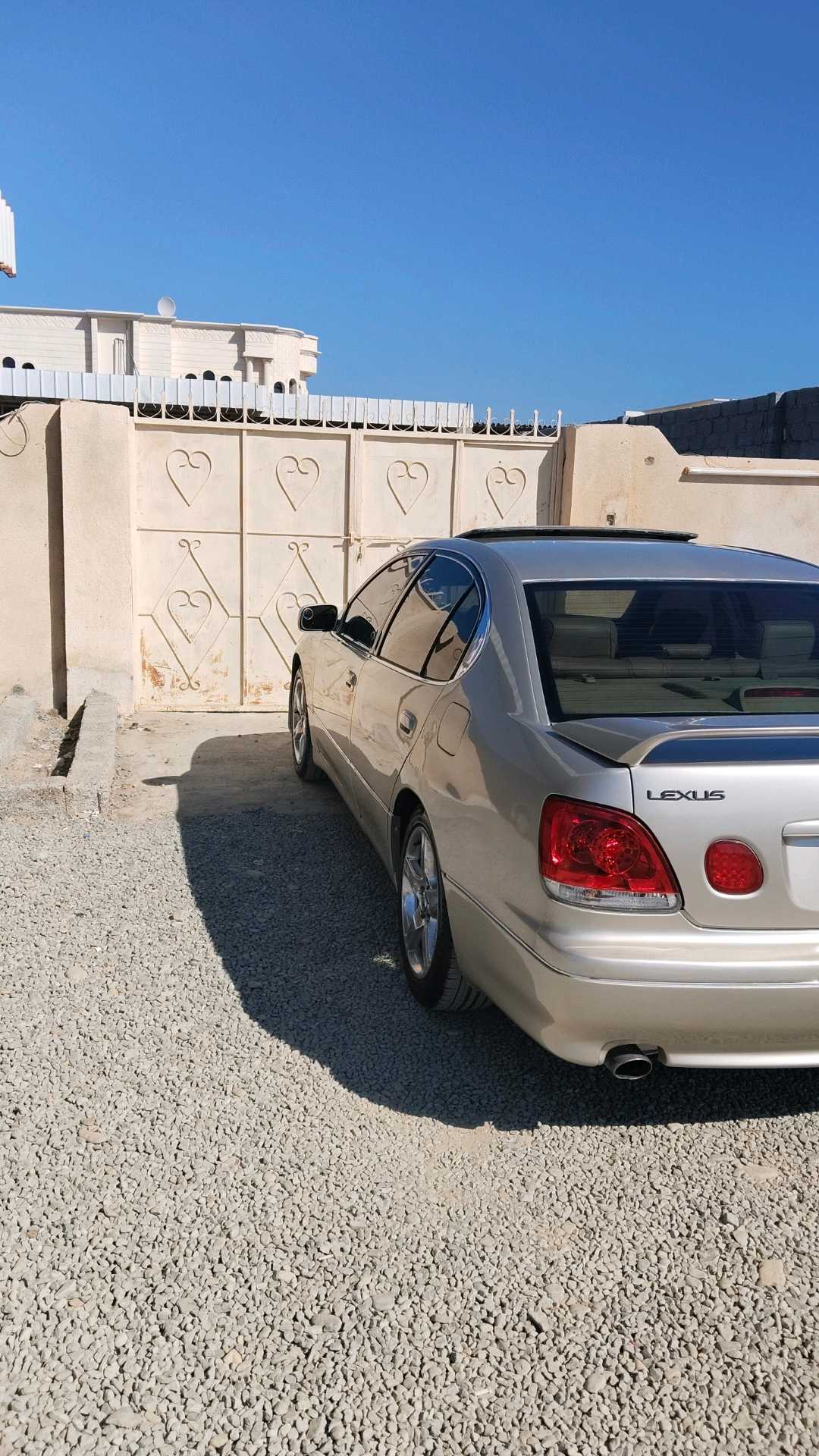 2000 LEXUS GS 400 - Sooq Cars