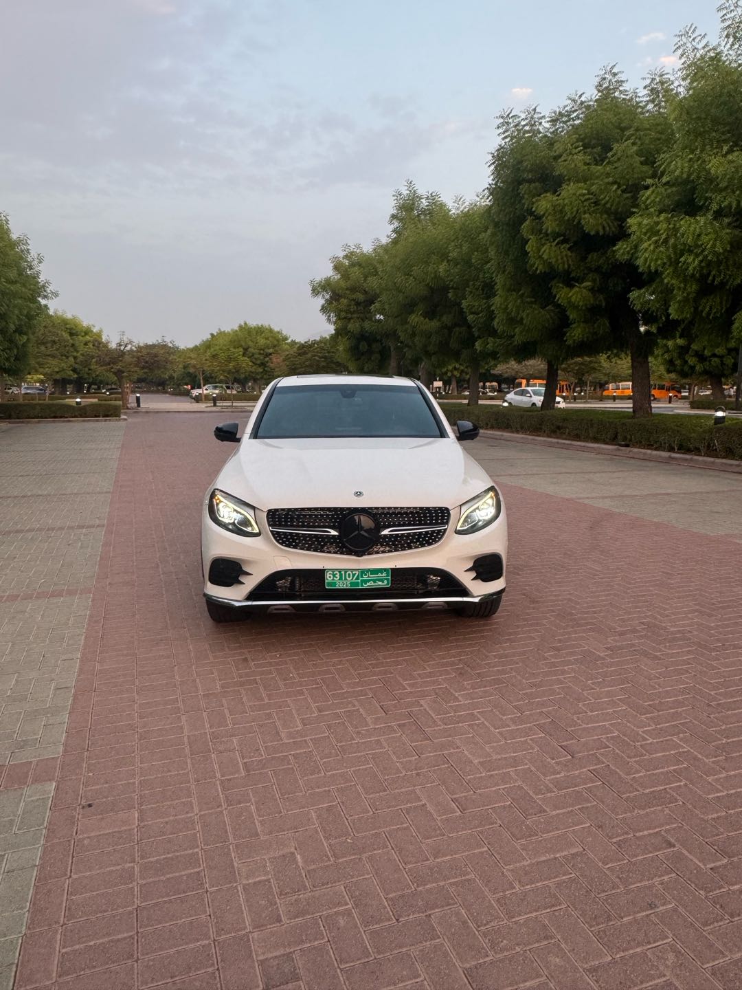 2019 MERCEDES GLC CLASS - Sooq Cars