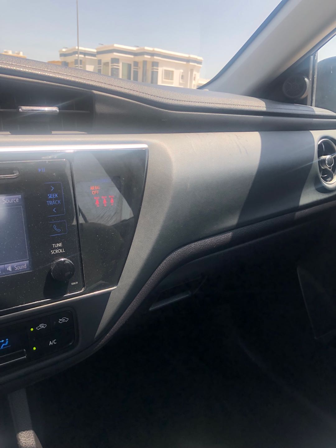 2019 TOYOTA COROLLA LE - Sooq Cars