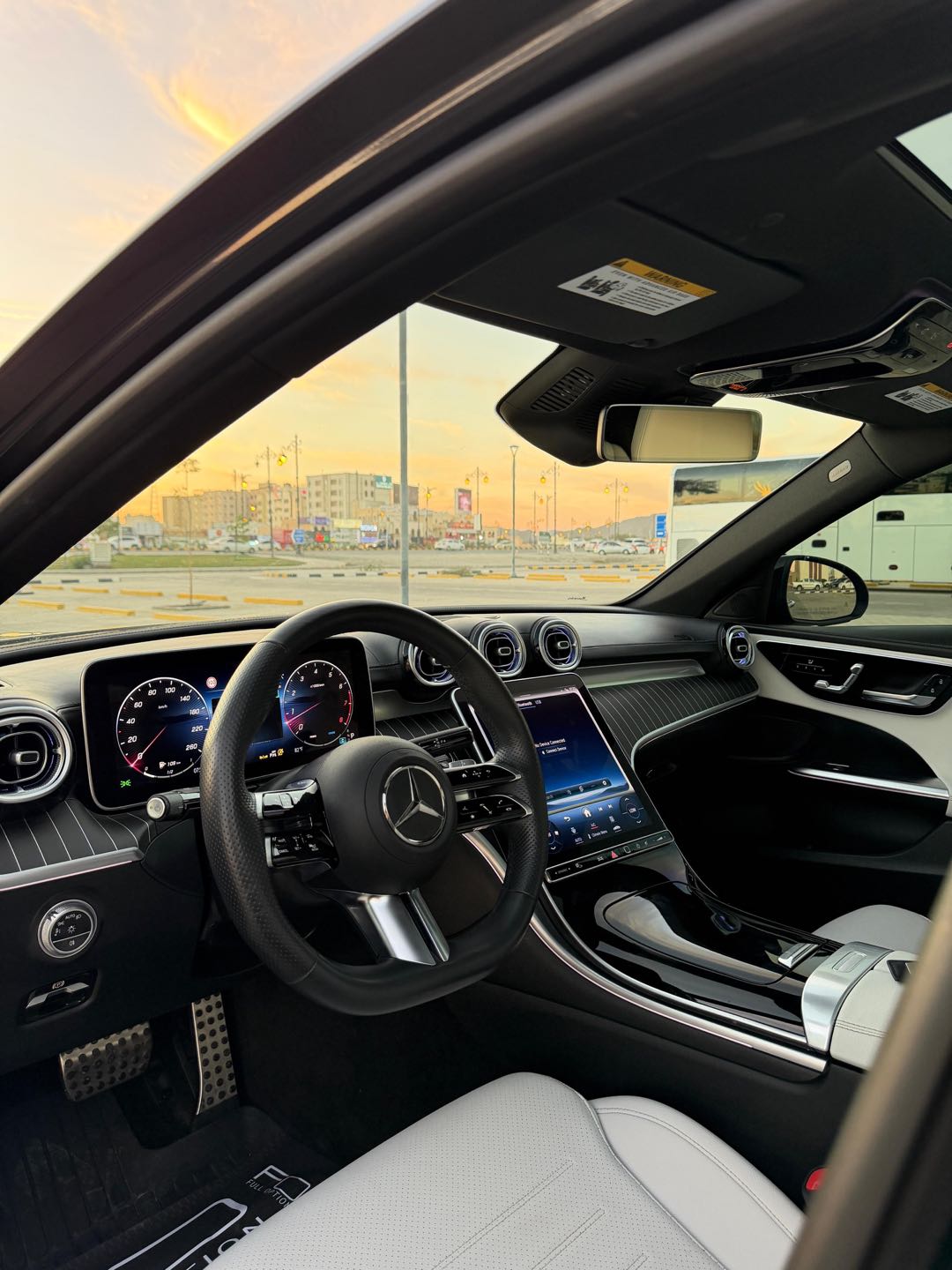 2023 MERCEDES C Class 300 - Sooq Cars