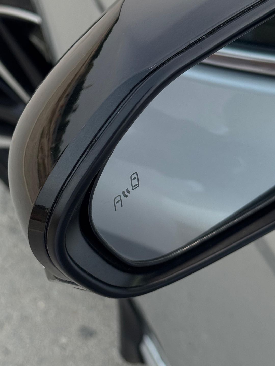 2018 TOYOTA CAMRY XSE - Sooq Cars