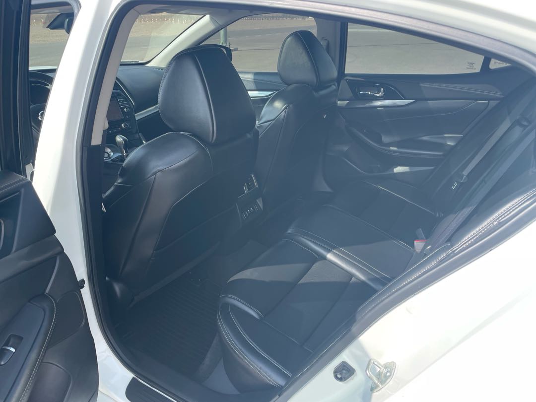 2020 NISSAN MAXIMA - Sooq Cars