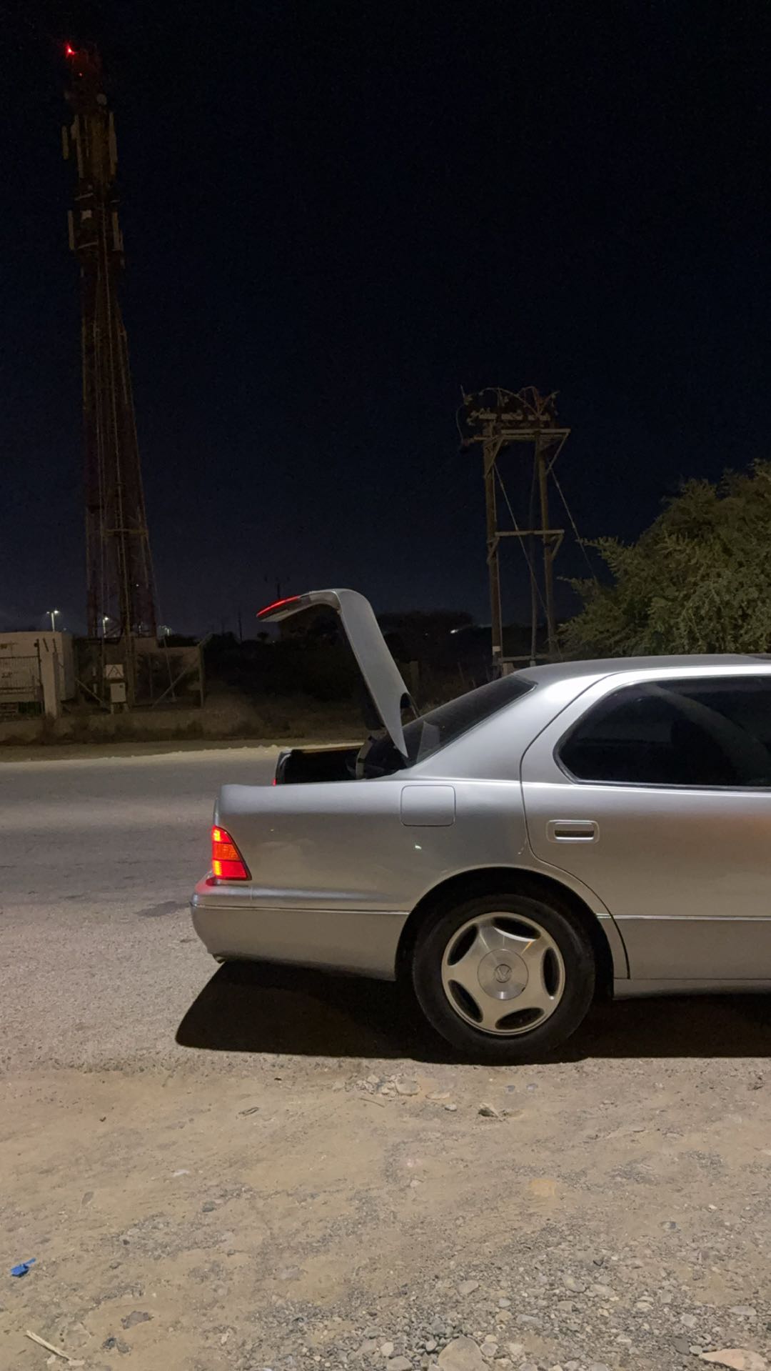 1999 LEXUS LS 400 - Sooq Cars