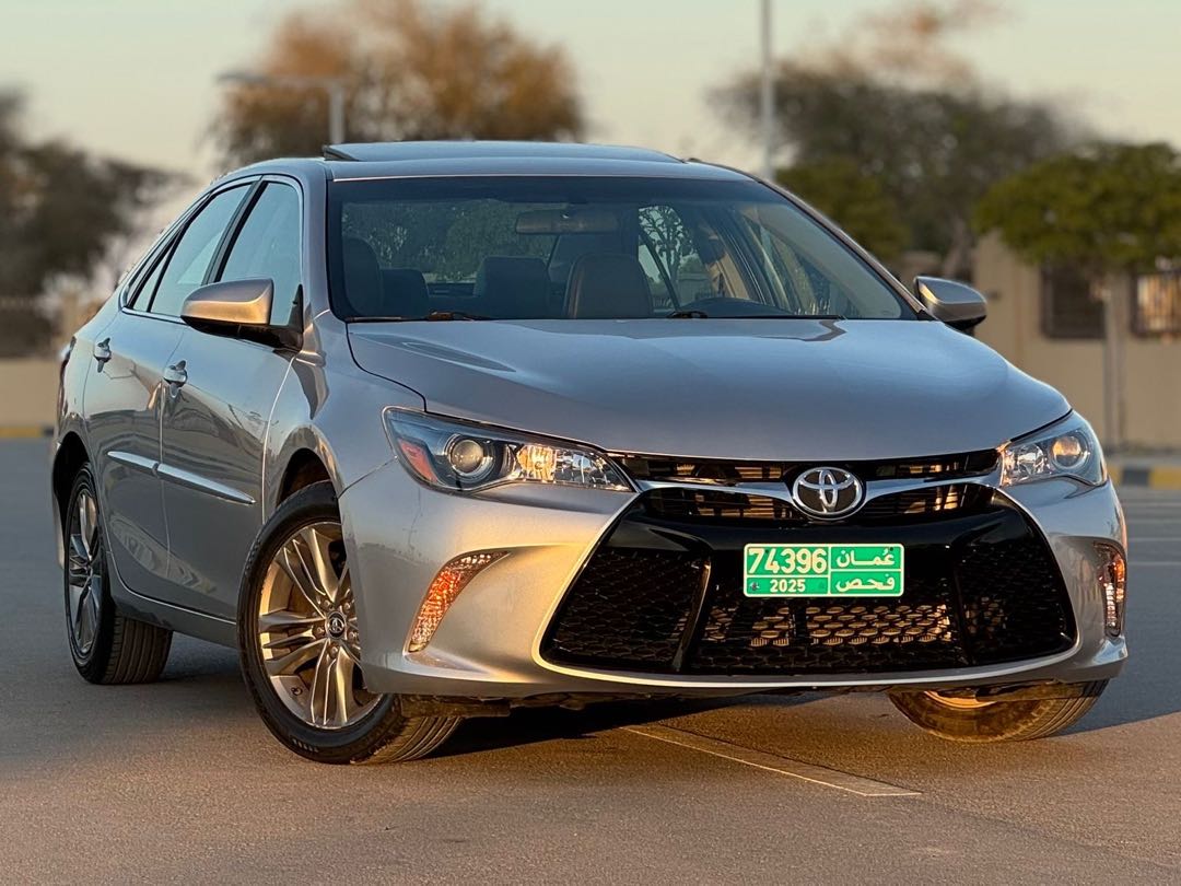 2017 TOYOTA CAMRY SE - Sooq Cars