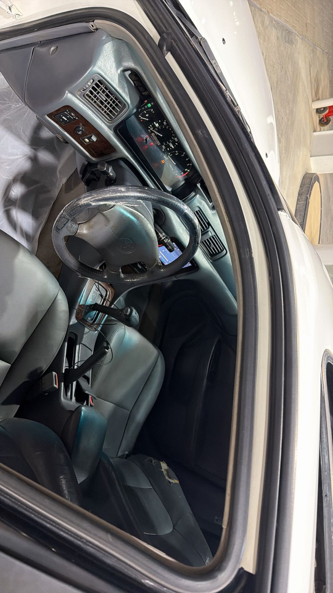 2000 TOYOTA CAMRY LE - Sooq Cars