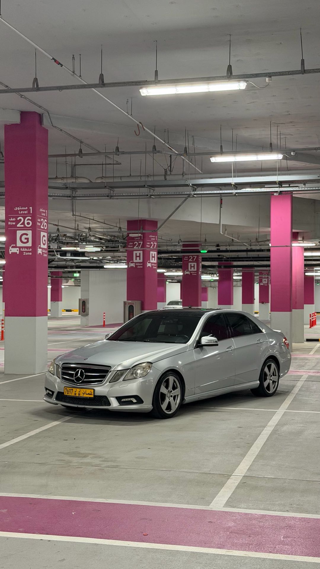 2011 MERCEDES E Class 350 - Sooq Cars