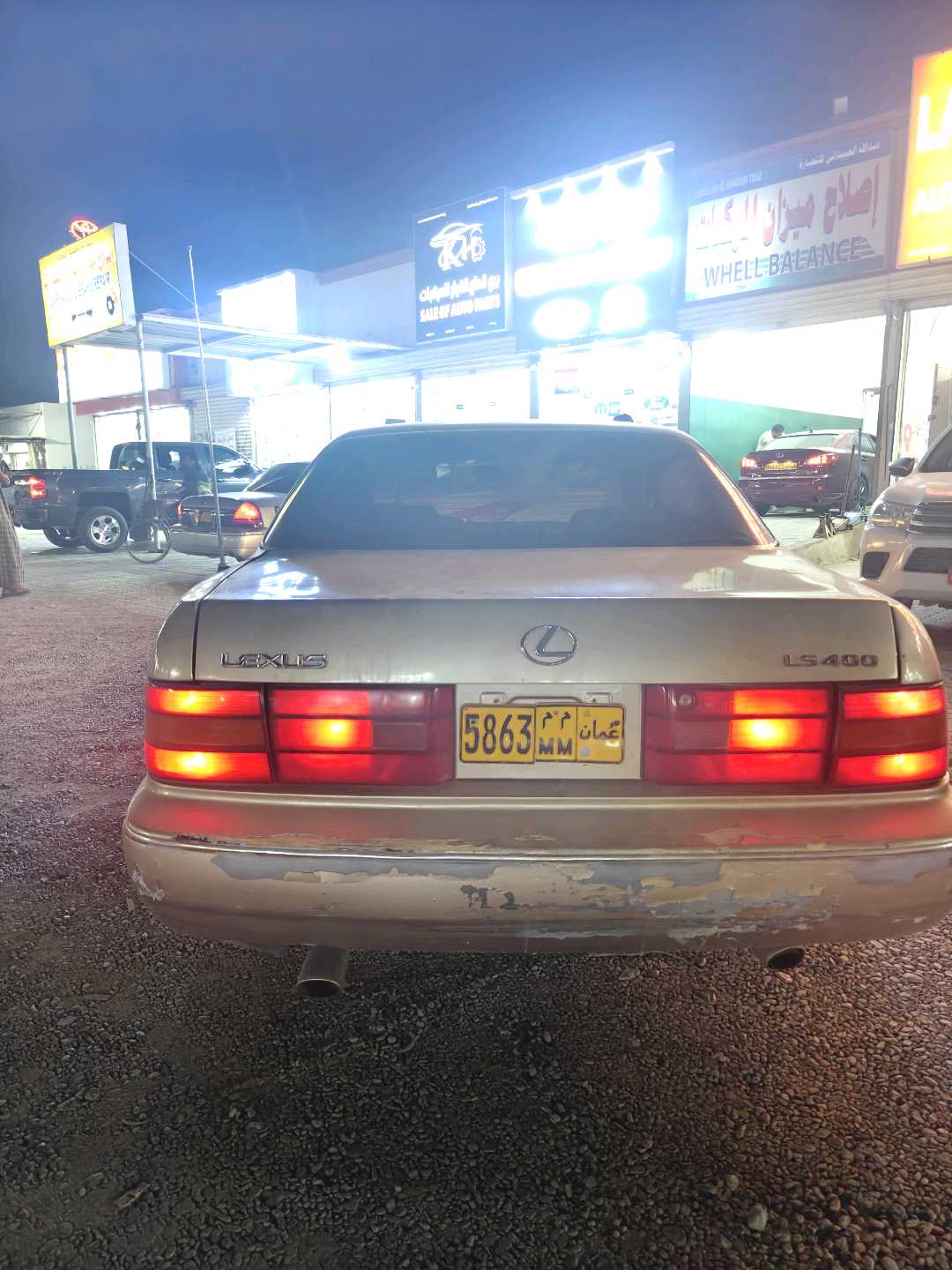 1992 LEXUS LS 400 - Sooq Cars
