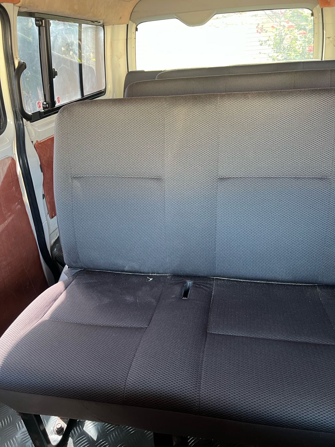 2011 TOYOTA Hiace - Sooq Cars