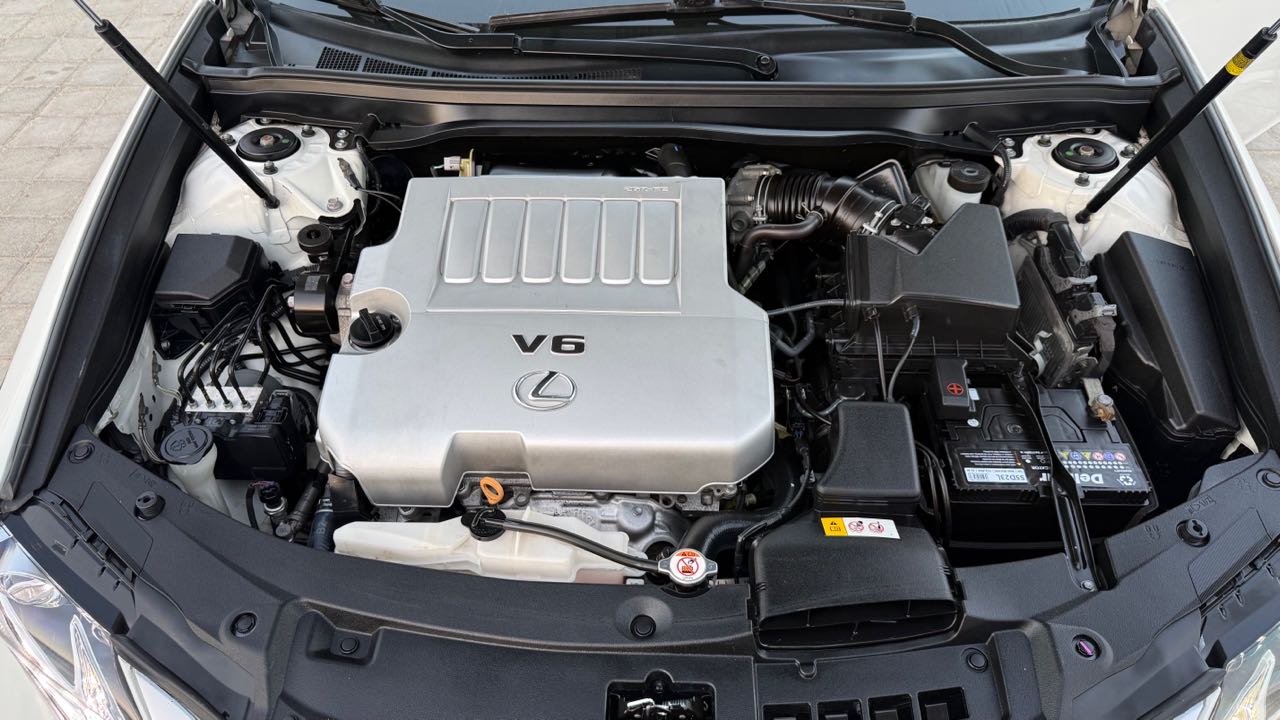 2018 LEXUS ES 350 - Sooq Cars