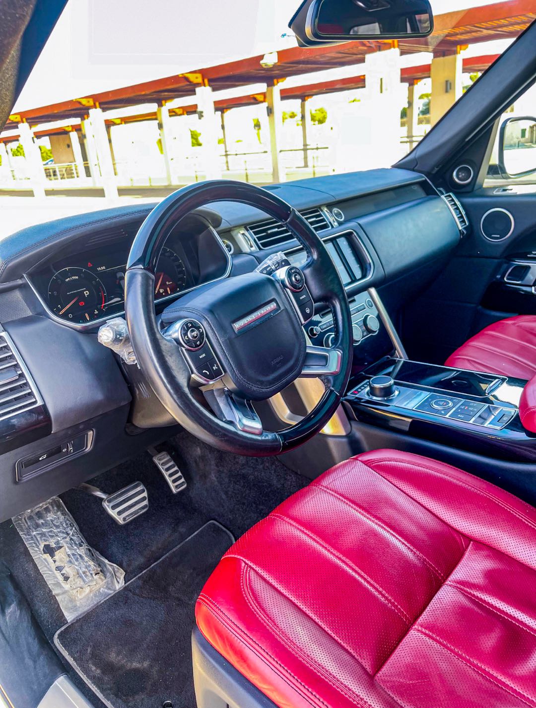 2015 LAND ROVER VOGUE - Sooq Cars