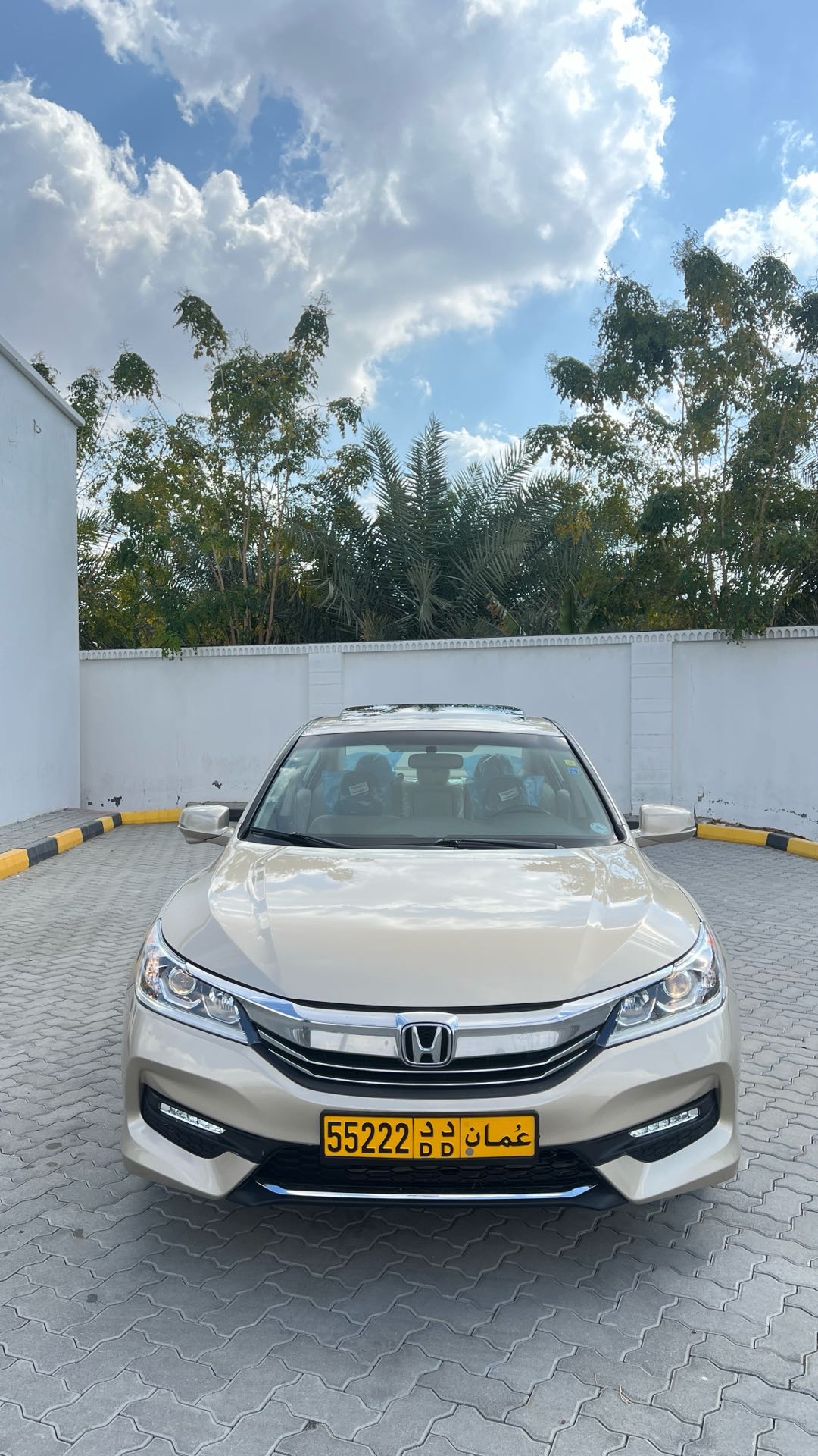 2017 HONDA ACCORD EXL - Sooq Cars