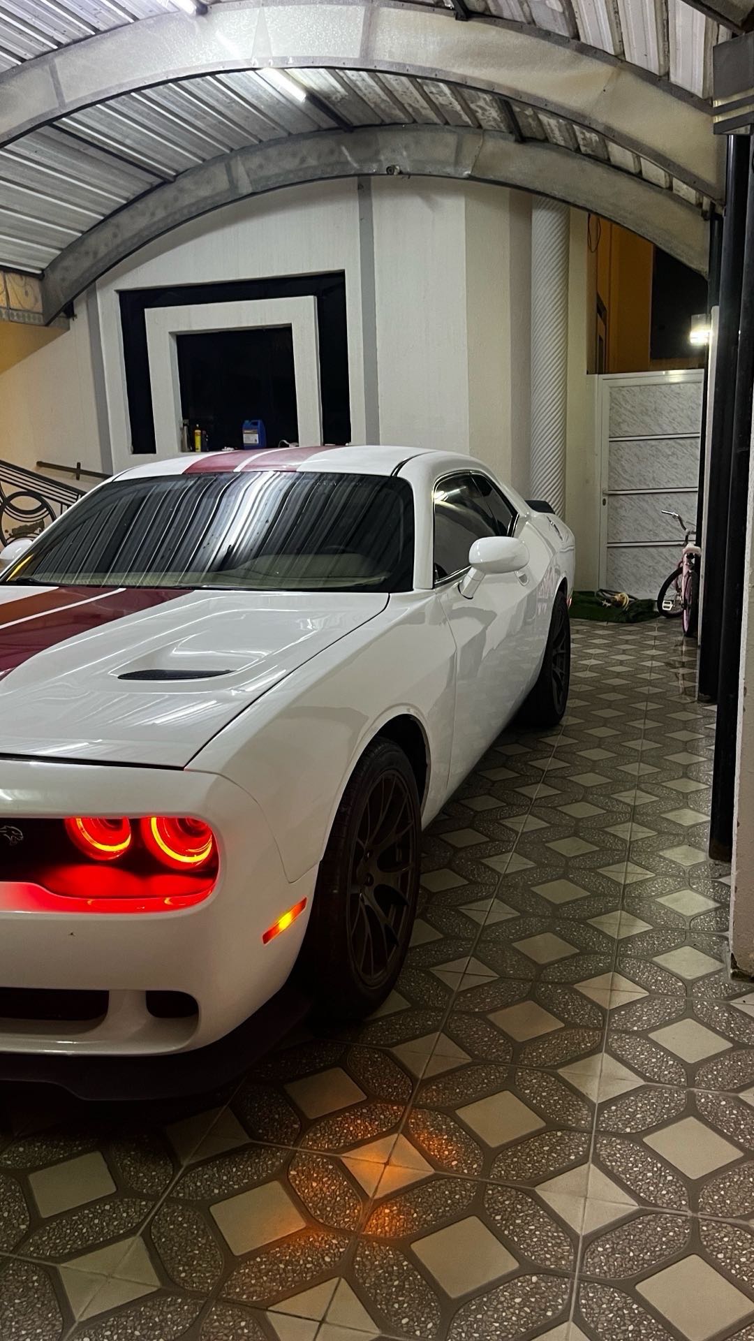 2010 DODGE CHALLENGER SXT - Sooq Cars