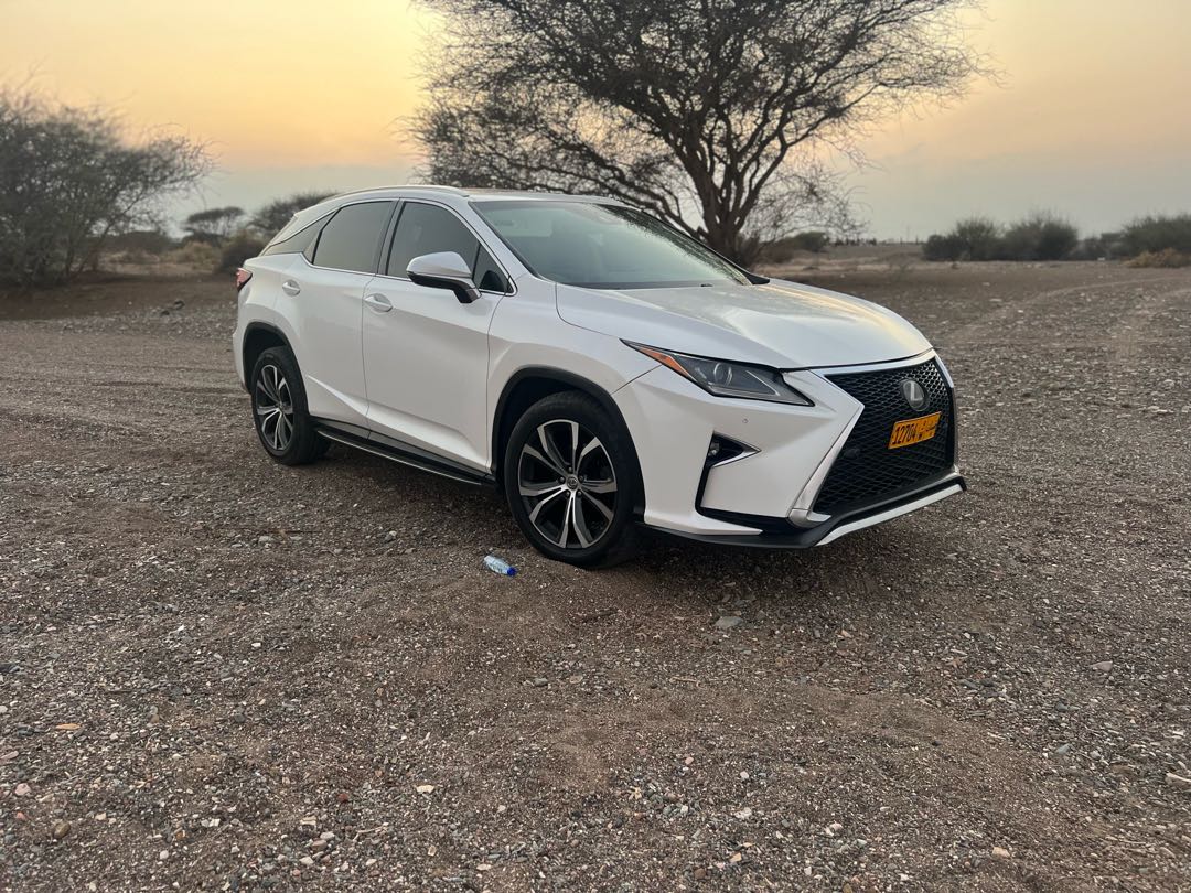 2017 LEXUS RX 350 - Sooq Cars