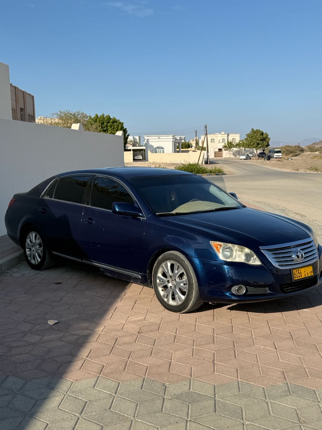 2008 TOYOTA AVALON XLE - Sooq Cars