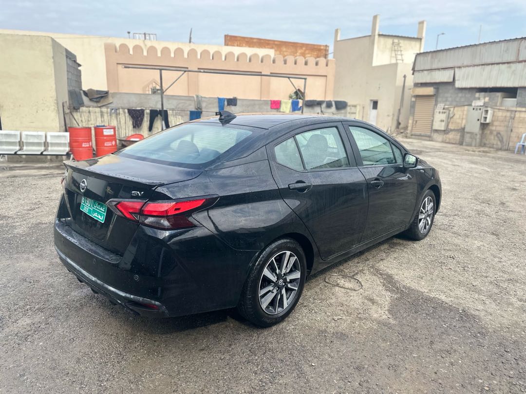 2021 NISSAN VERSA SR - Sooq Cars