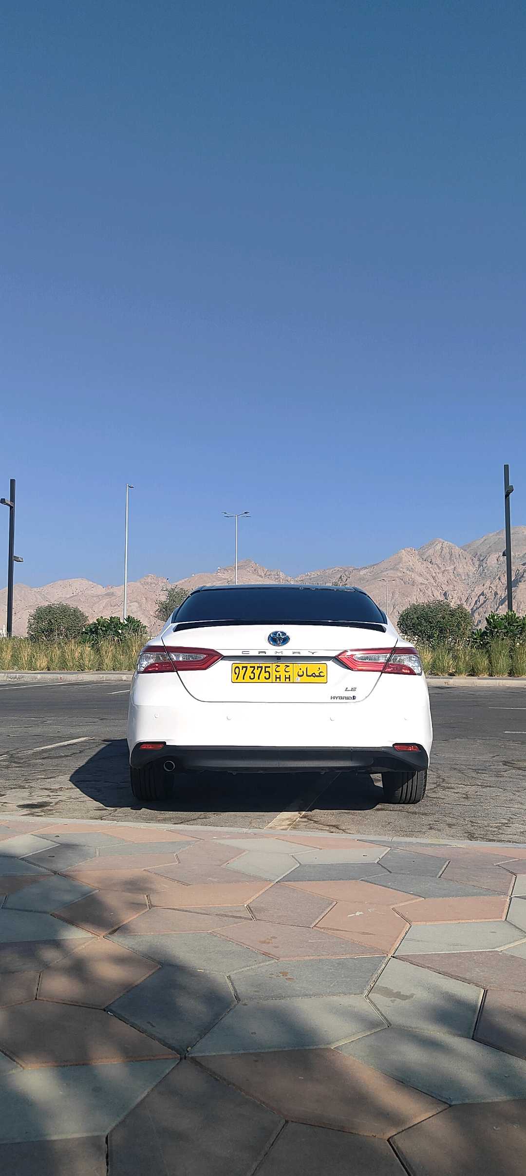 2018 TOYOTA CAMRY LE - Sooq Cars