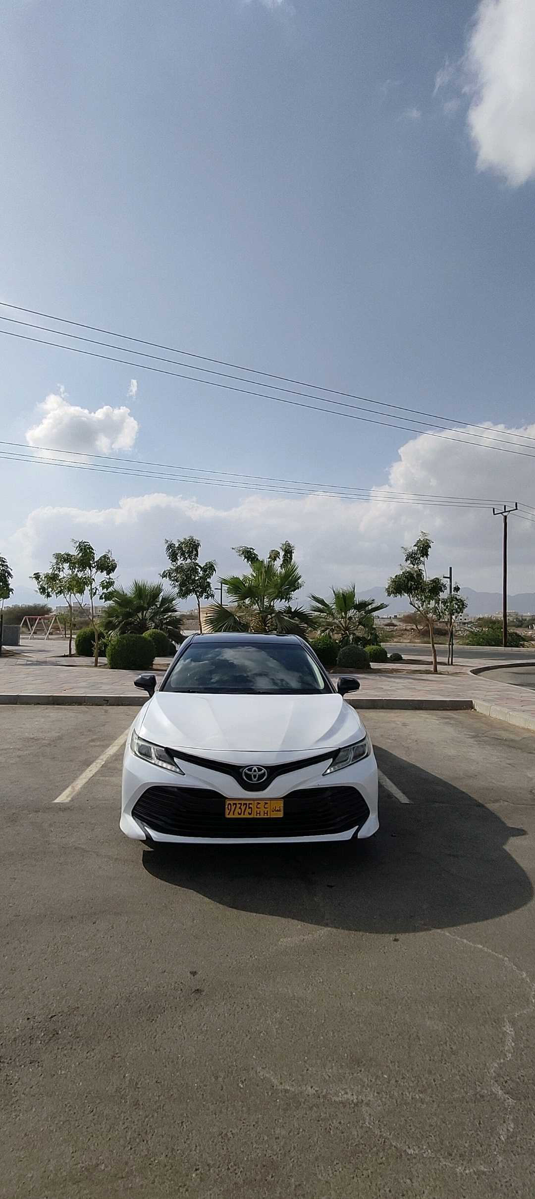 2018 TOYOTA CAMRY LE - Sooq Cars
