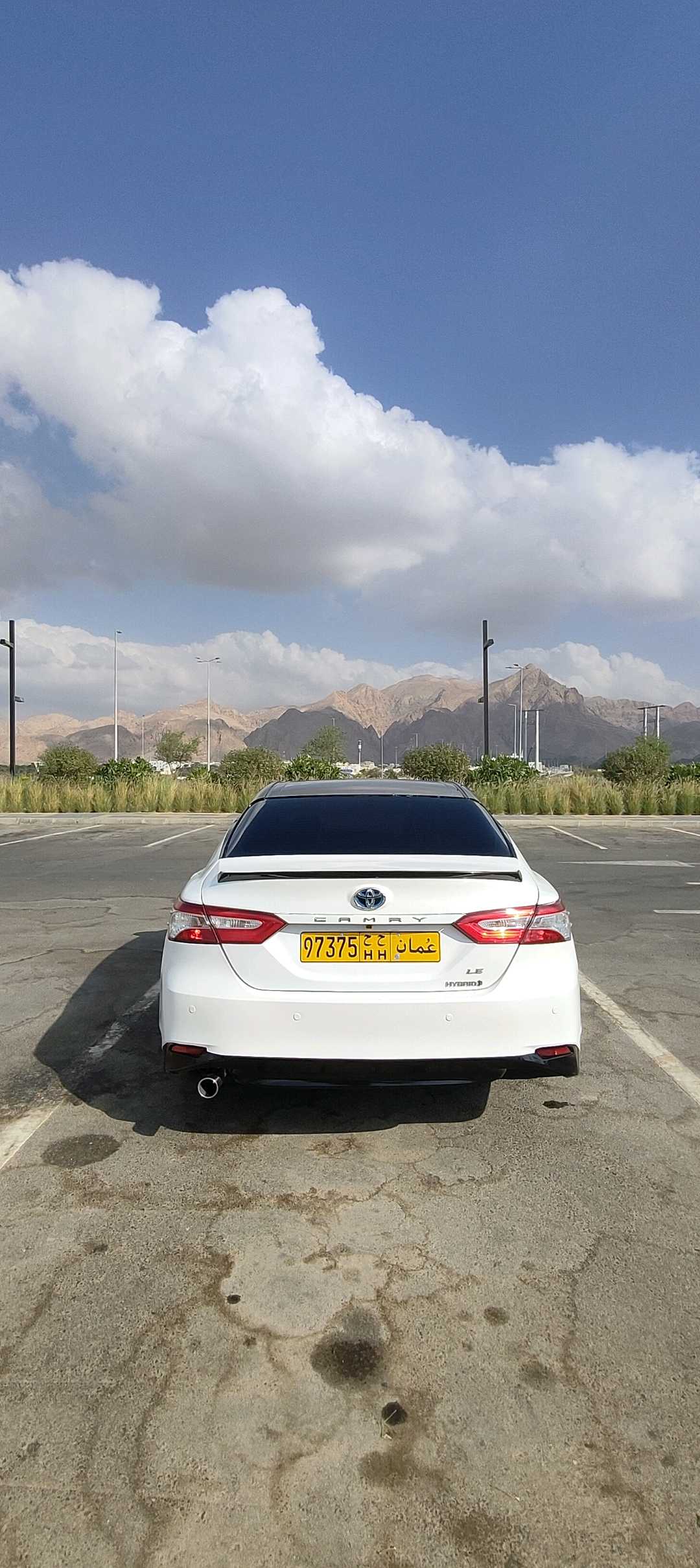 2018 TOYOTA CAMRY LE - Sooq Cars