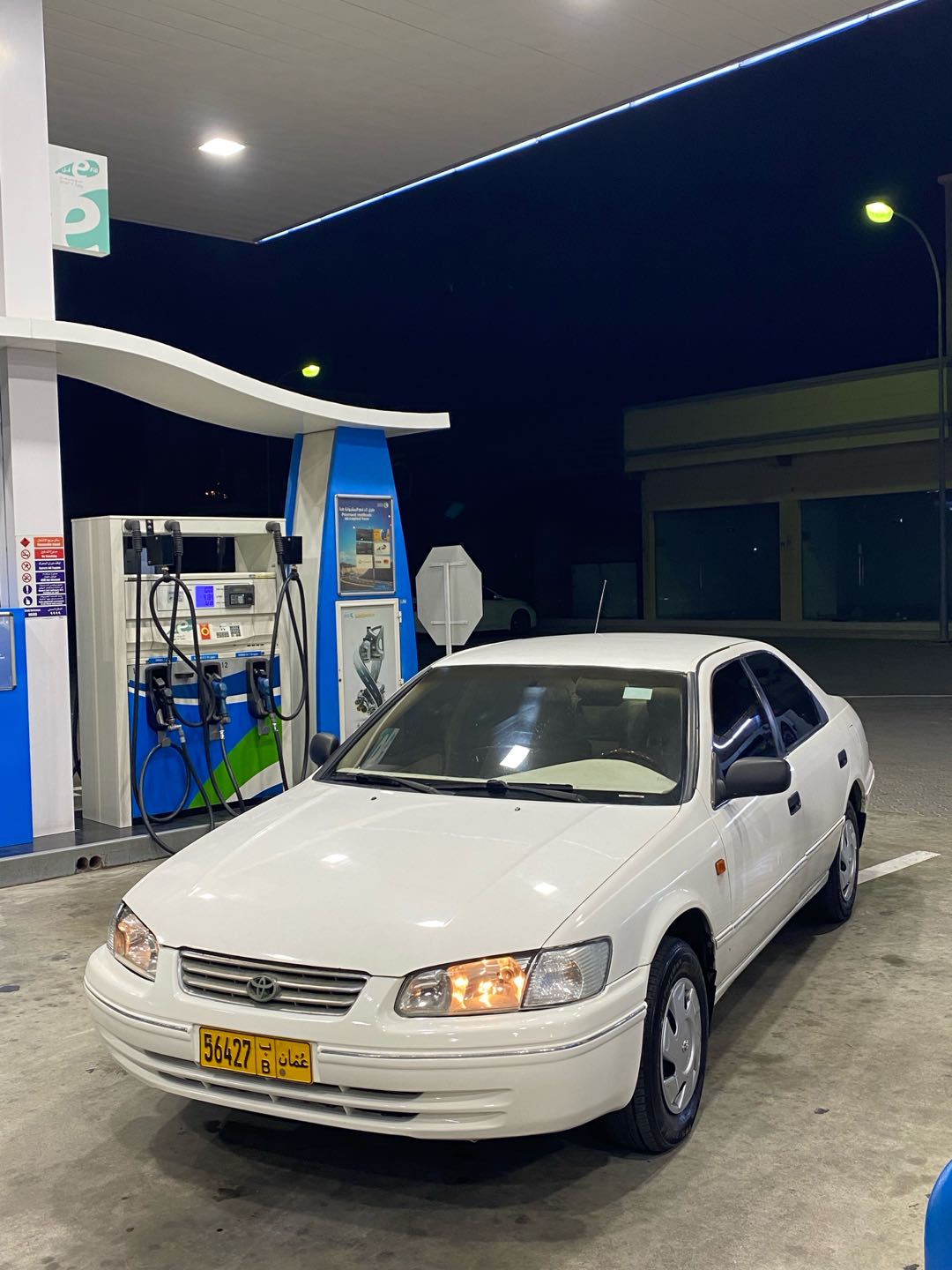 2002 TOYOTA CAMRY GL - Sooq Cars