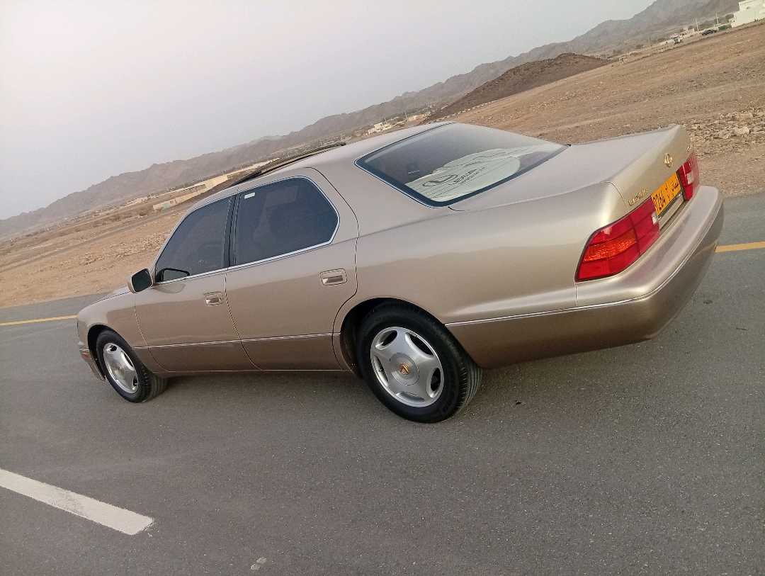 1999 LEXUS LS 400 - Sooq Cars