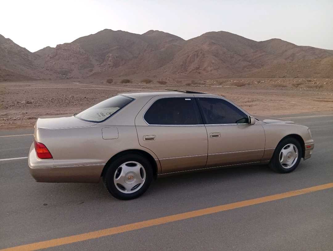 1999 LEXUS LS 400 - Sooq Cars