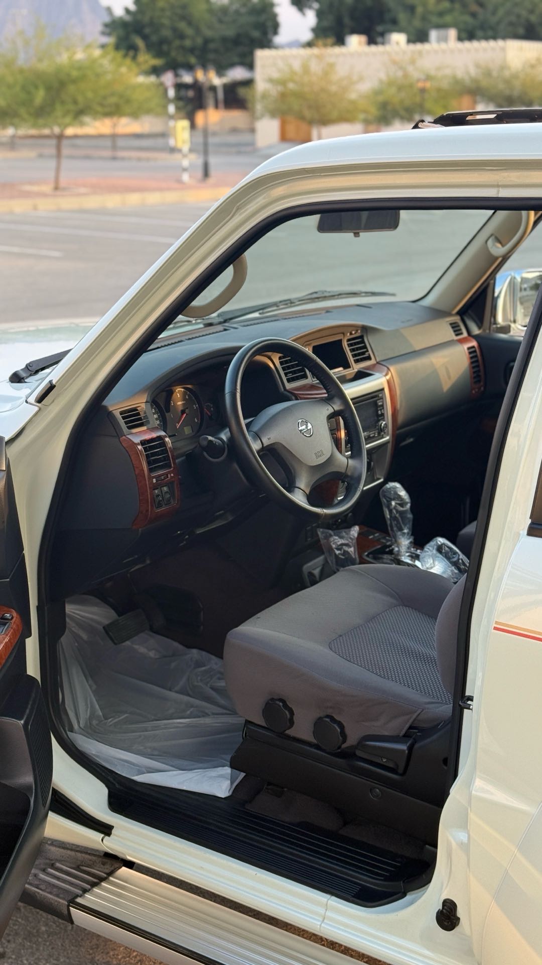 2022 NISSAN SAFARI - Sooq Cars