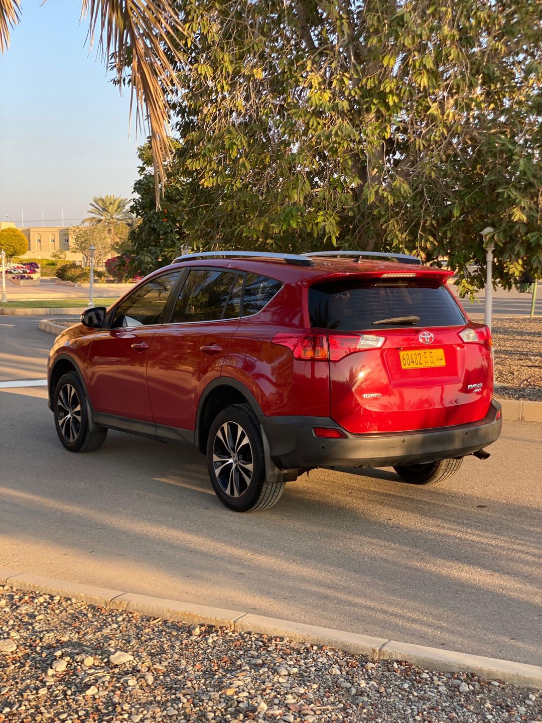 2015 TOYOTA RAV4 - Sooq Cars